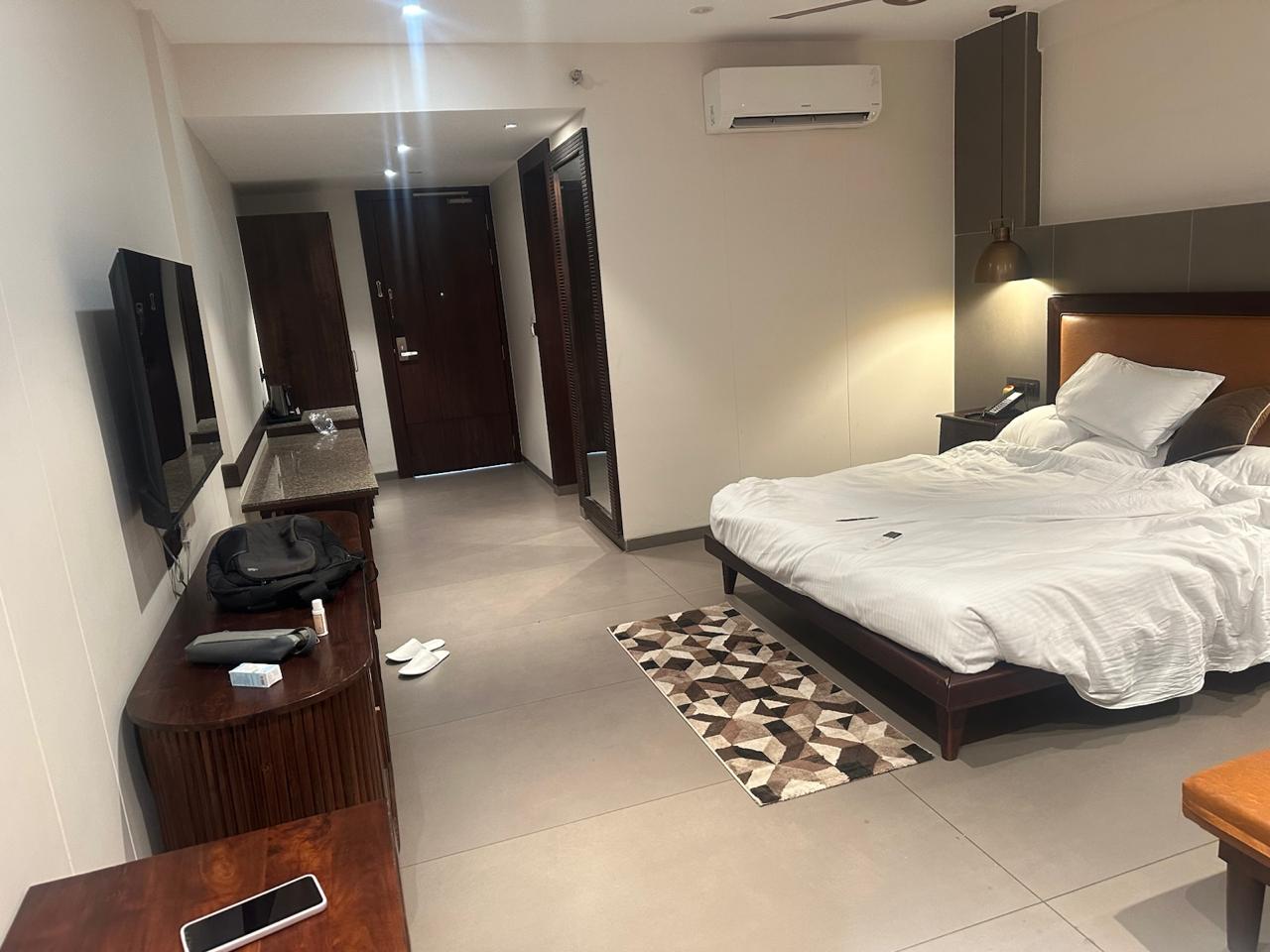 Hotel Omaya Garden 𝗕𝗢𝗢𝗞 Raipur, Chhattisgarh Hotel