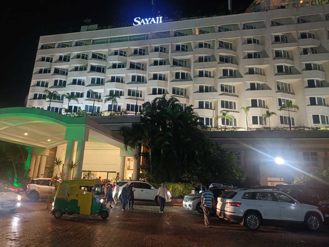 Sayaji Indore 𝗕𝗢𝗢𝗞 Indore Hotel