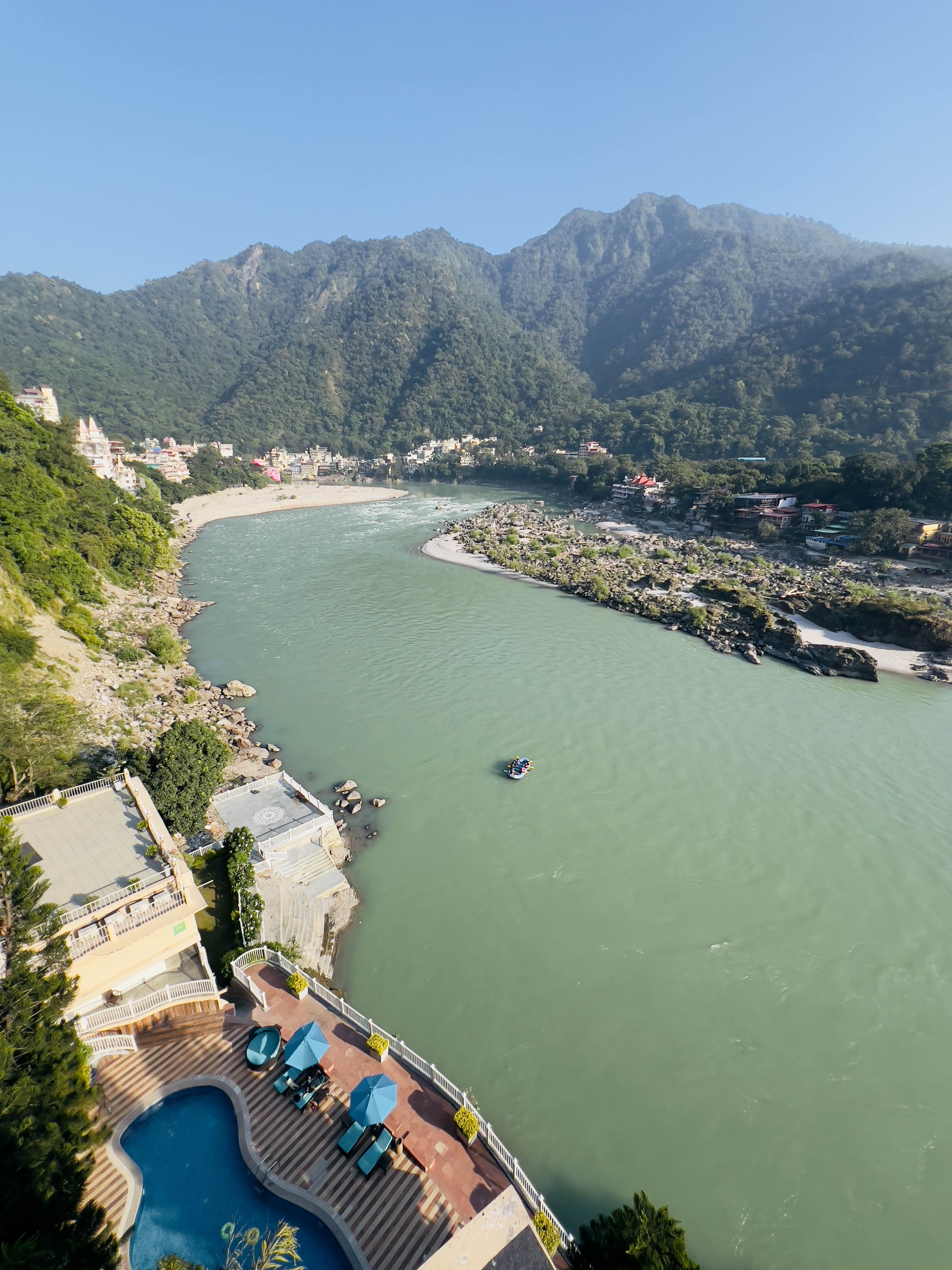 Lemon Tree Premier, Rishikesh 𝗕𝗢𝗢𝗞 Rishikesh Hotel