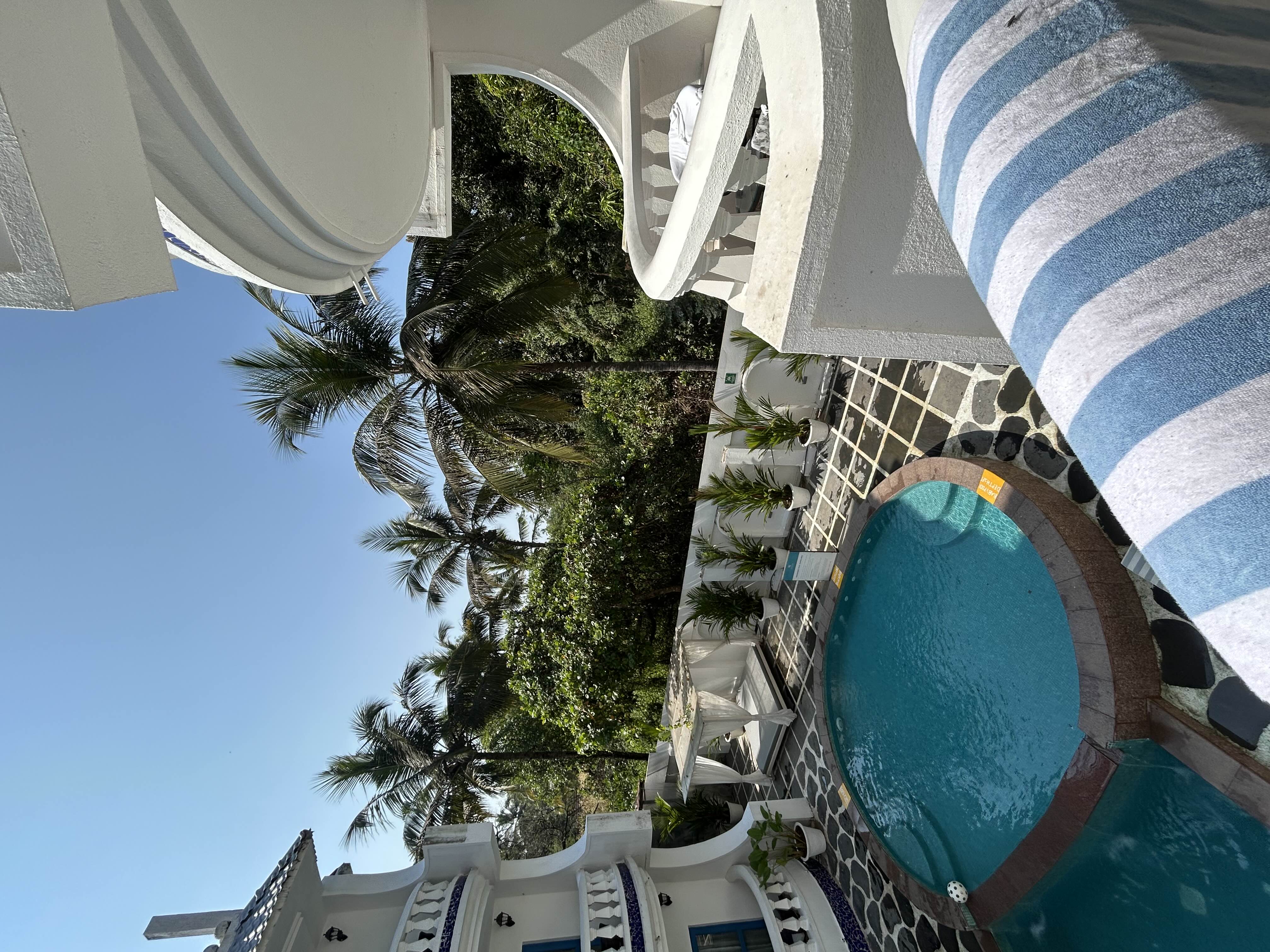 Azalea by Stone Wood 𝗕𝗢𝗢𝗞 Goa Hotel