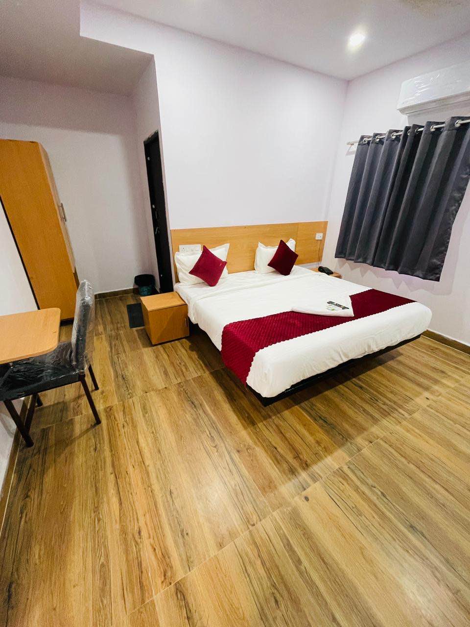 Photos of Super Townhouse Oak Nagaram Lake Hyderabad - Hotel in Hyderabad