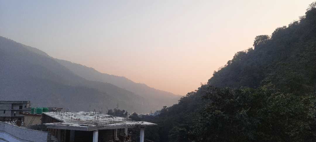 The Hosteller Rishikesh, Upper Tapovan 𝗕𝗢𝗢𝗞 Rishikesh Hostel