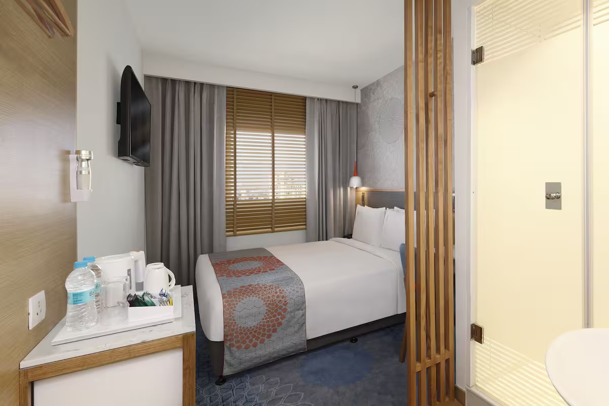 Holiday Inn Express Pune Pimpri 𝗕𝗢𝗢𝗞 Pune Hotel