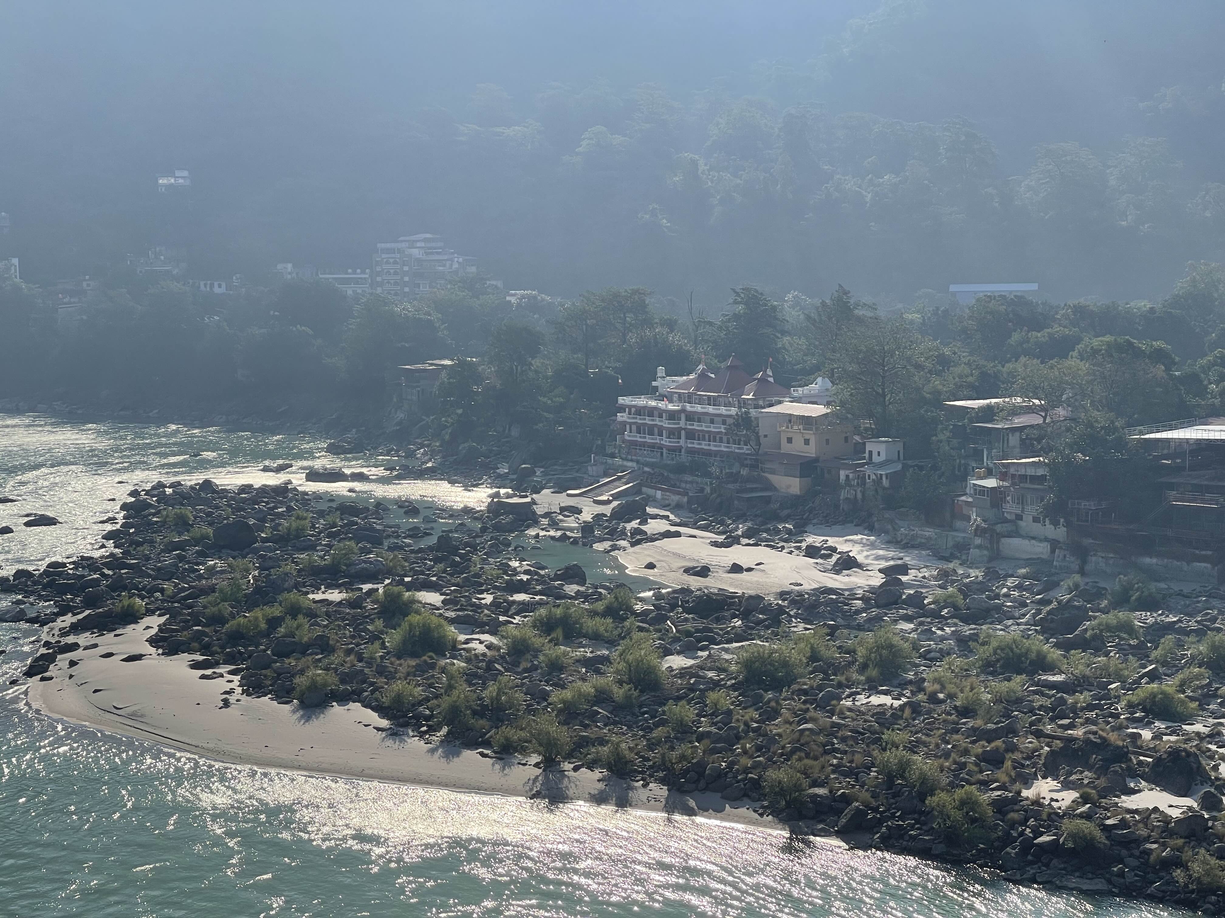 Lemon Tree Premier, Rishikesh 𝗕𝗢𝗢𝗞 Rishikesh Hotel